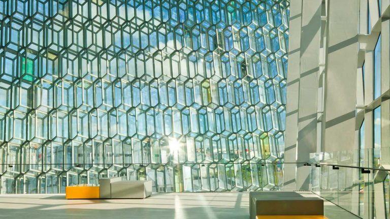 What is a Dynamic Facade? | illustrarch