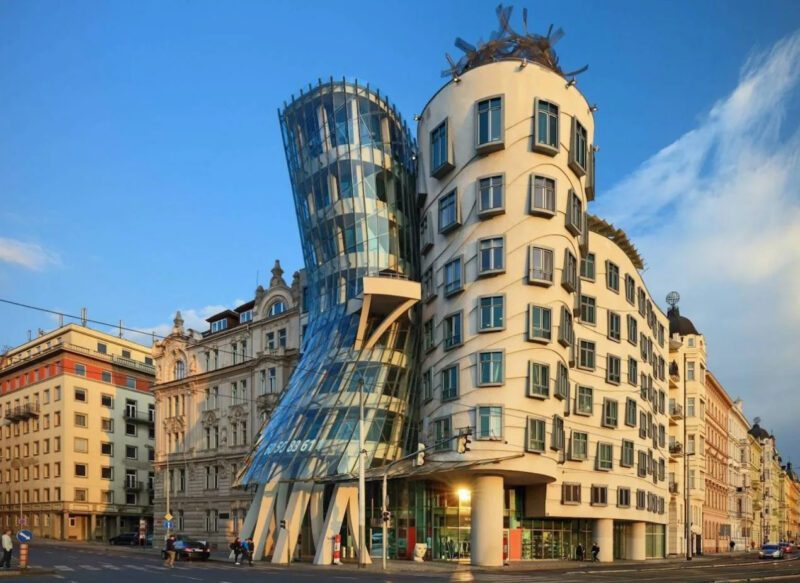 The Evolution of Residential Design: Exploring Postmodern Era | illustrarch