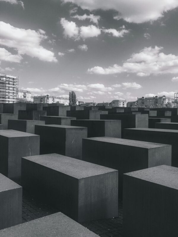 Monumental Architecture: How Architects Create Iconic Monuments ...