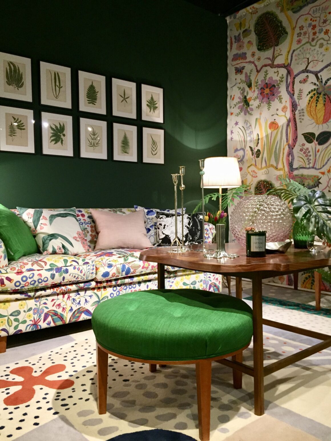 Choosing the Right Fabrics for Your Rooms | illustrarch
