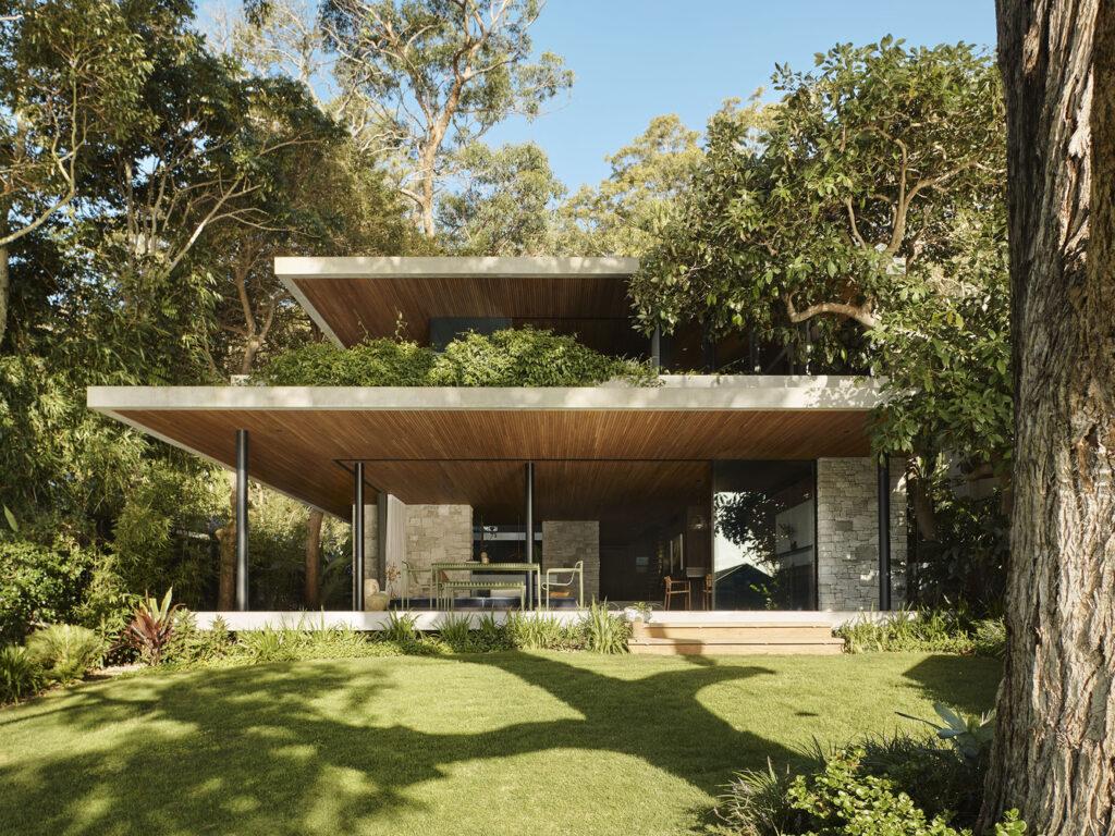 Nature's Embrace: The M House Blend of Indoor and Outdoor Harmony ...
