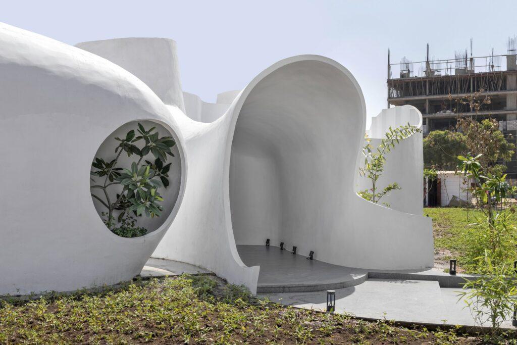 Flow and Fusion: The Organic Architecture of Pravaah | illustrarch