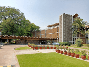 How to Choose the Right Bricks for Your Commercial Landscape ...