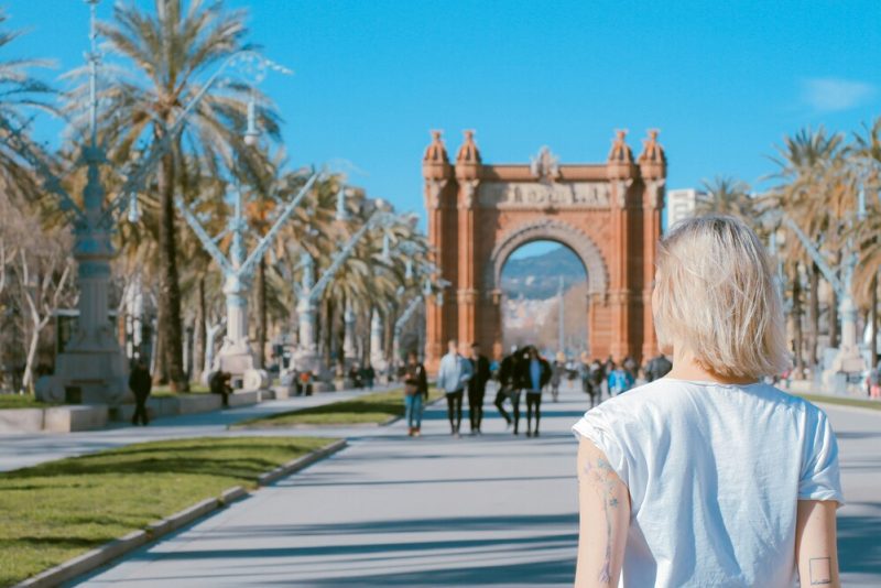Exploring OTAs: Benefits for Travelers and Businesses | illustrarch
