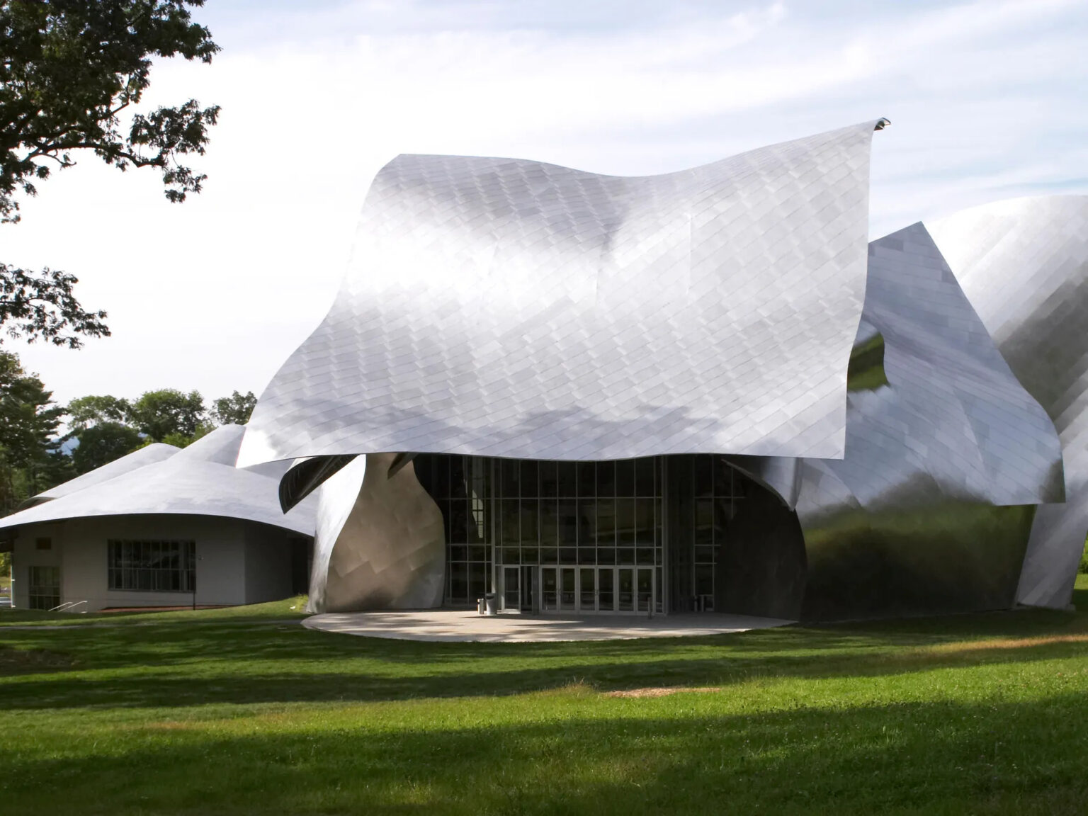 Frank Gehry's Tech-Driven Vision: Shaping the Future of Architecture ...