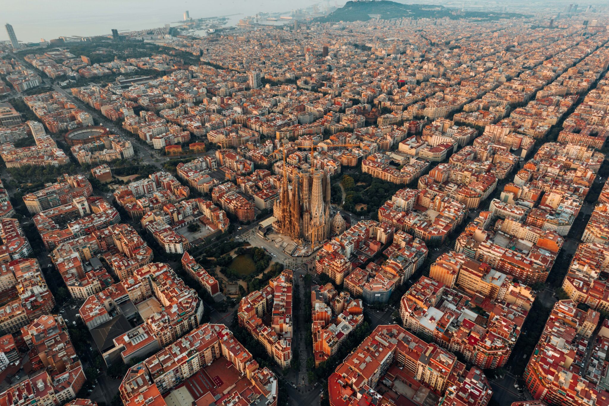Explore the Top 5 Cities with Distinct Architecture that Define Urban ...