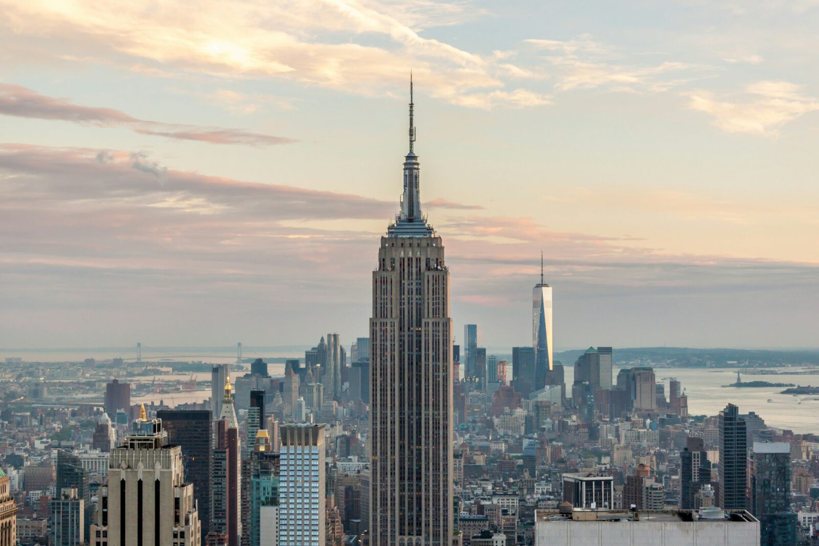 What Is Art Deco Style? A Complete Guide to This Timeless Design Trend ...