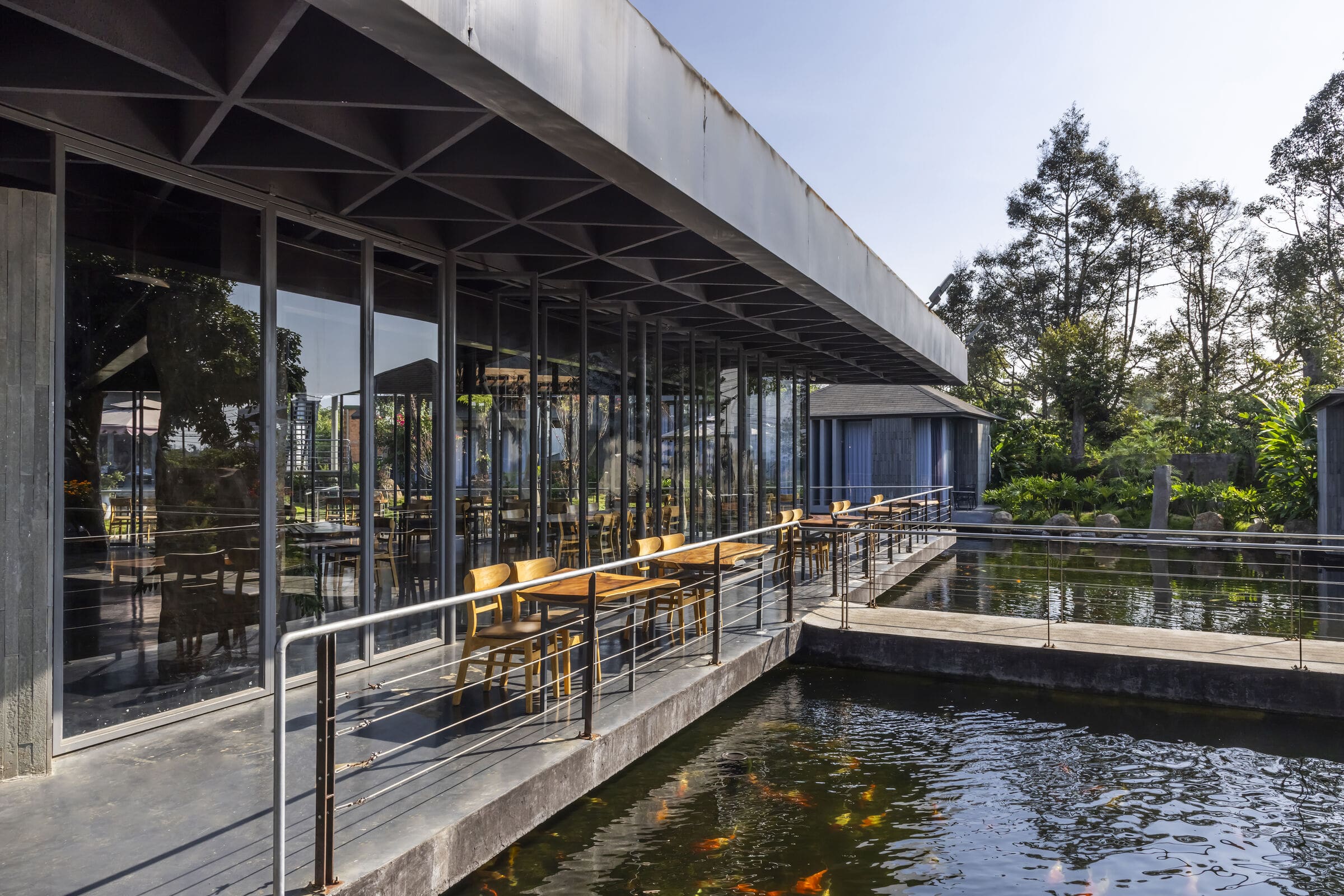 Lado Coffee by NTA Architecture & SPNG Architects | illustrarch