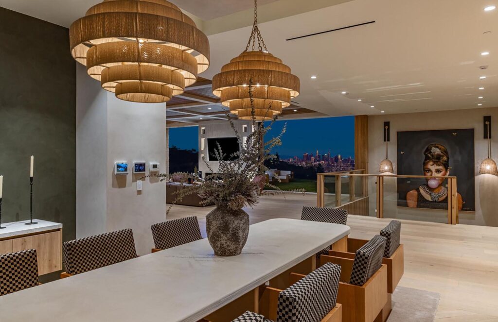 Beverly Crest by Whipple Russell Architects | illustrarch