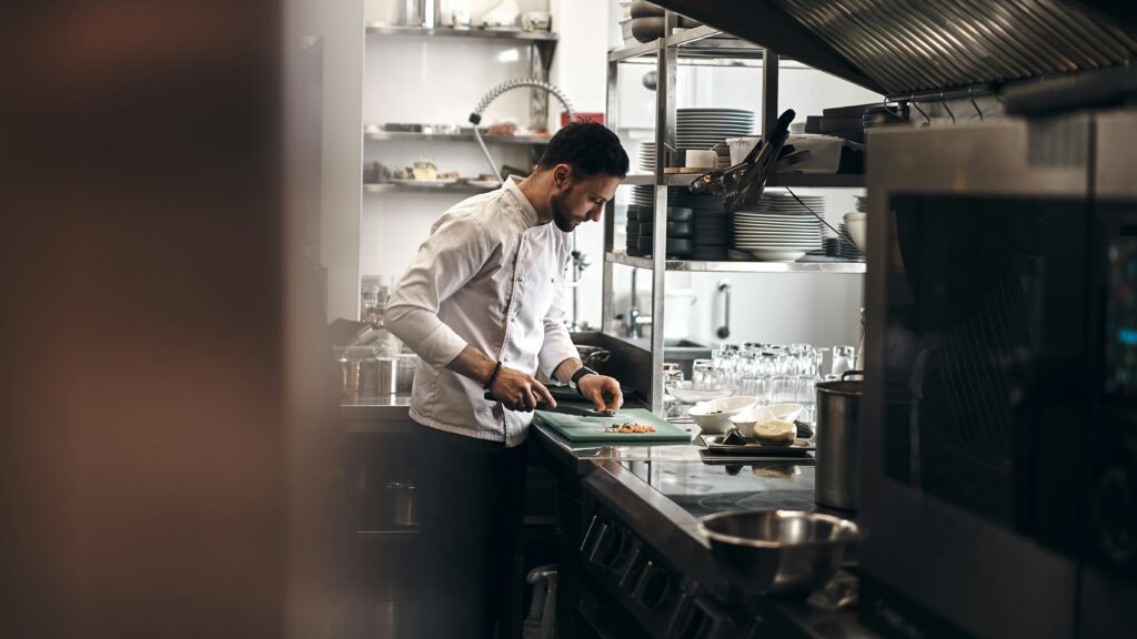 How Smart Kitchens Are Changing Restaurant Design in 2025 | illustrarch
