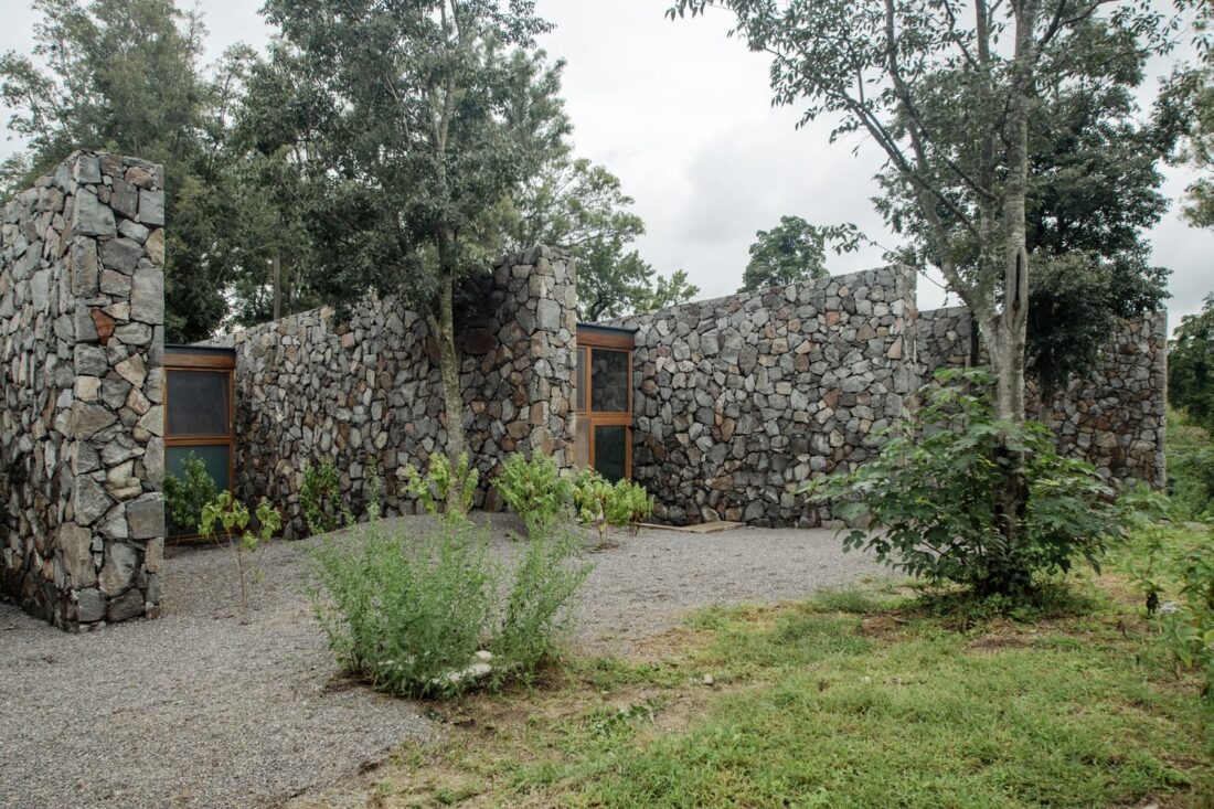 Between Stone Walls Suites by alarciaferrer arquitectos | illustrarch