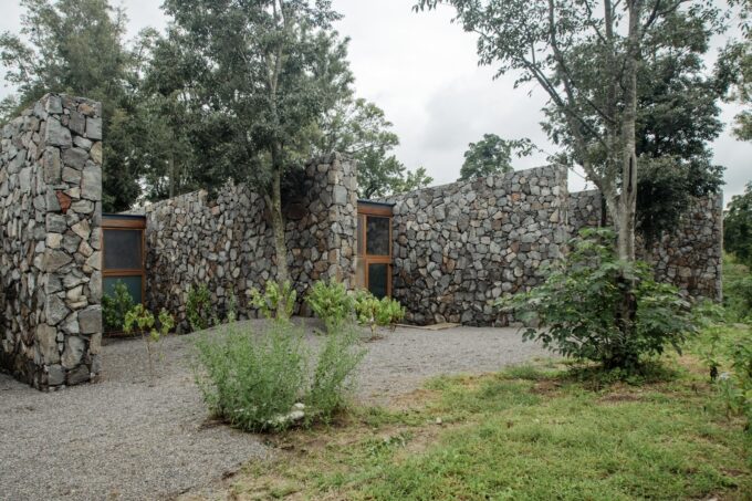 Between Stone Walls Suites by alarciaferrer arquitectos | illustrarch