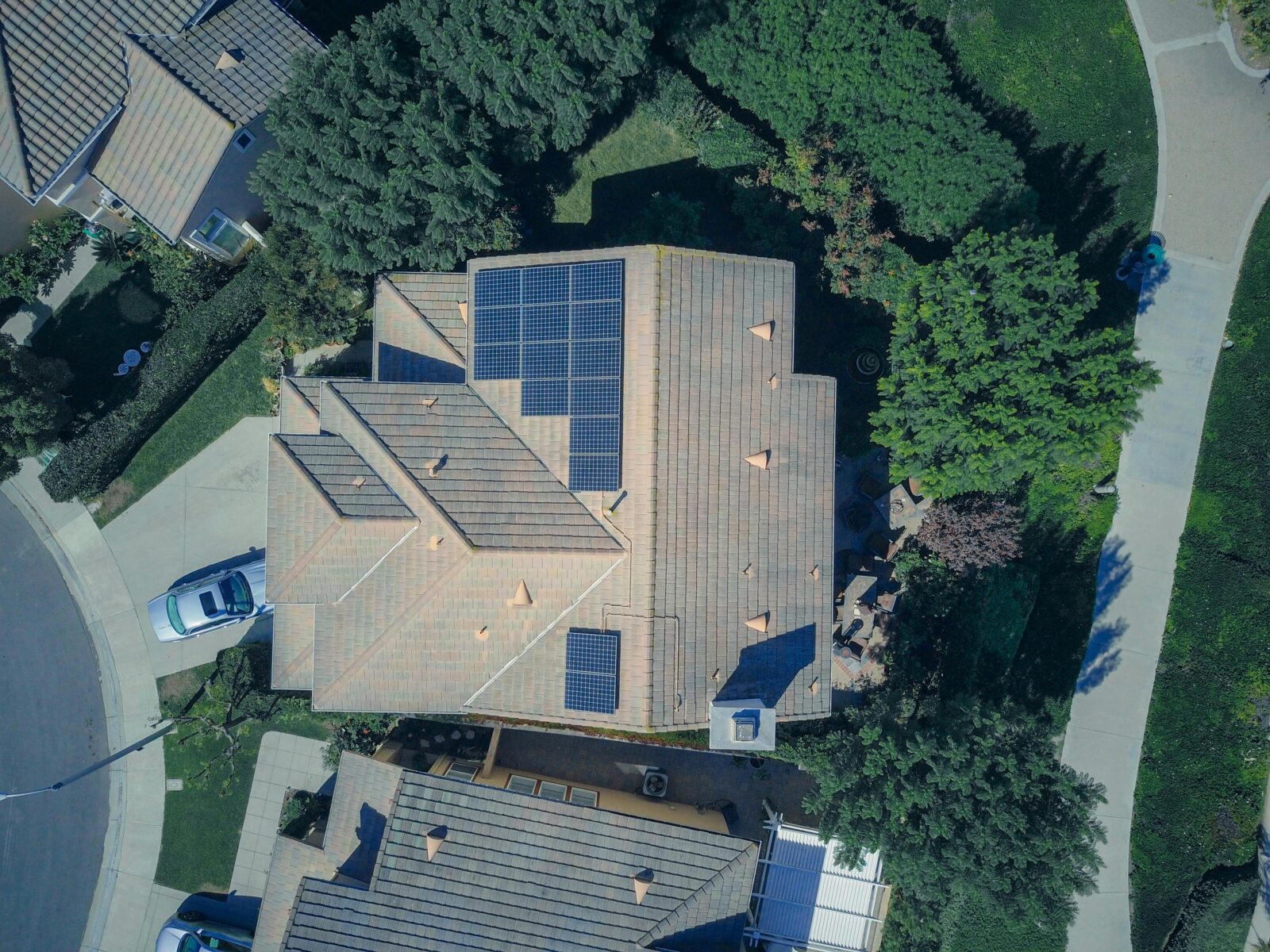Reasons Why Now is the Time to Go Solar | illustrarch