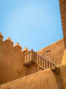 Earthen Aesthetics: The Beauty of Adobe Architecture | illustrarch