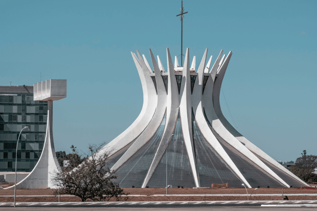 10 Examples of the Golden Ratio in Iconic Buildings | illustrarch