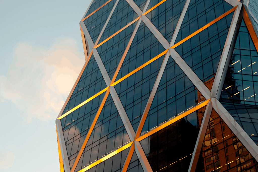 5 Must-Visit Structures by Norman Foster | illustrarch