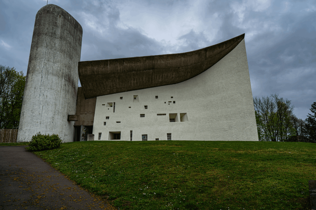 8 Famous Architects Who Embrace the Golden Ratio | illustrarch