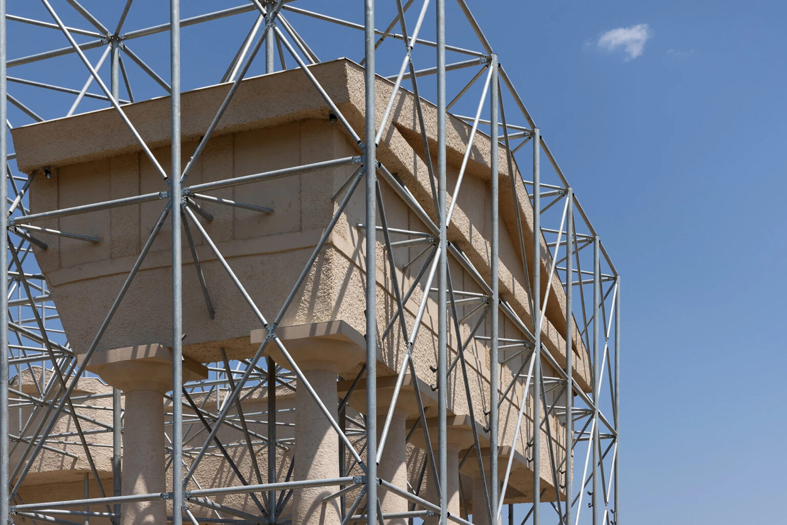 Inverse Ruin: Reimagining an Ancient Temple Through Contemporary ...