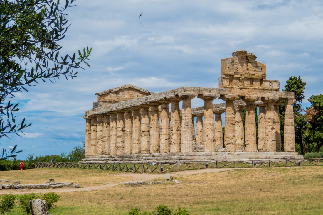 Where to Find the Best Examples of Greek and Roman Architecture ...