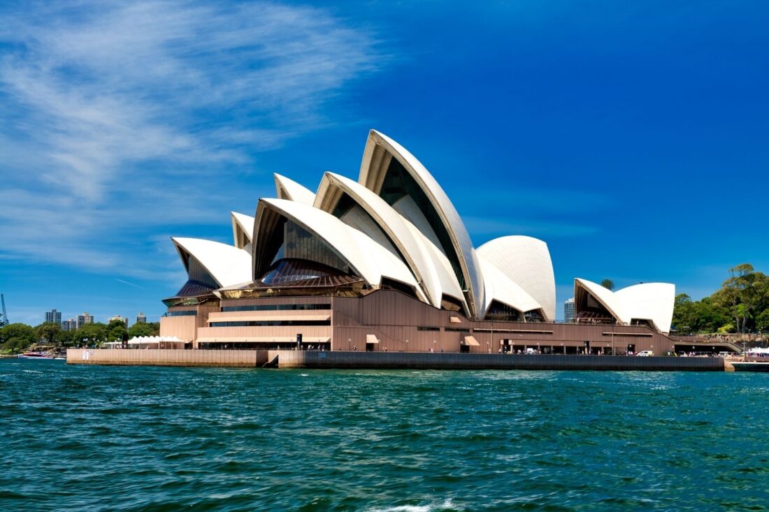 Sydney Opera House Architecture: Utzon's Iconic Design Guide | illustrarch