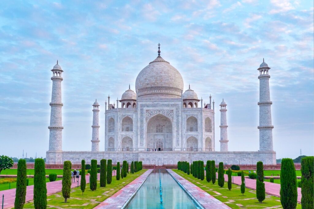 Taj Mahal: The Eternal Masterpiece of Mughal Architecture | illustrarch