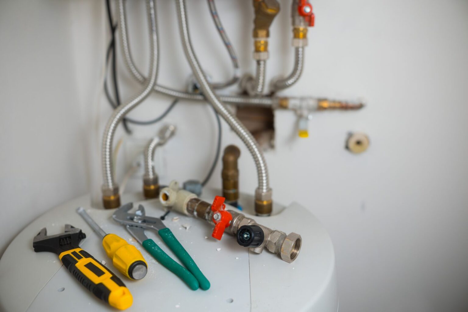 Tiny House Water Systems: Your Complete Guide to Plumbing, Rainwater ...