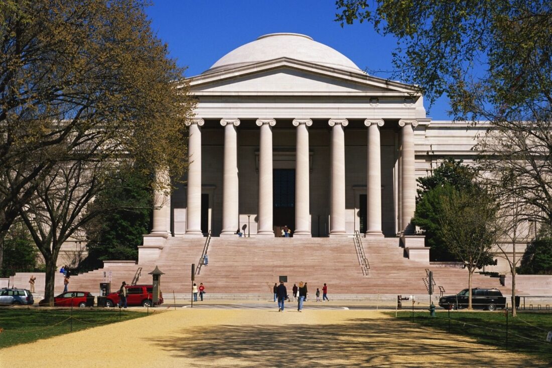 Neoclassical Architecture vs Modern Architecture: Timeless Order or ...