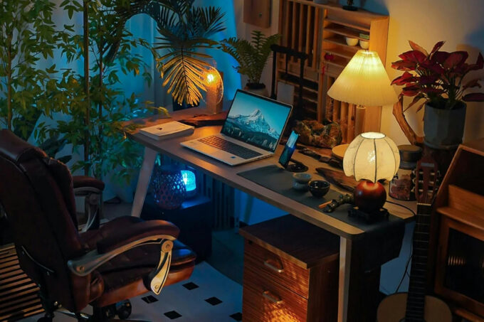 Architecture Setup Ideas: 10 Productive Desk Configurations for Small ...